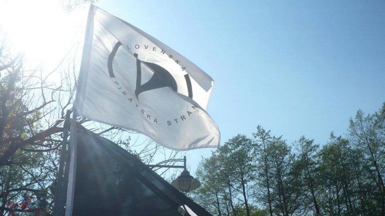 Slovenští Piráti začali sbírat podpisy pro registraci strany - Pirátská ...