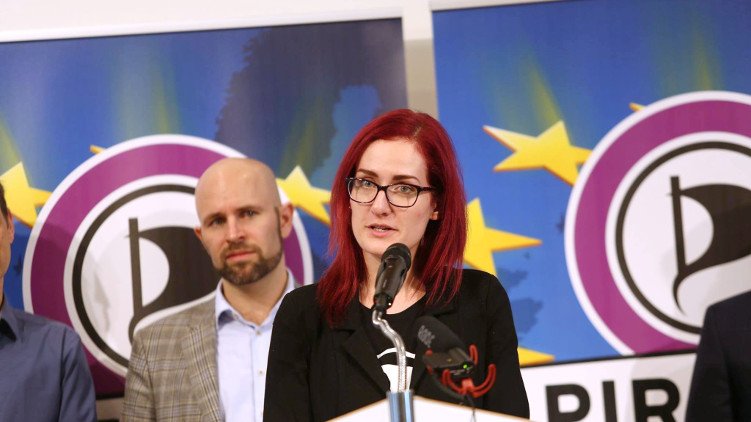 Piráti podepsali společný program evropských pirátských stran ...